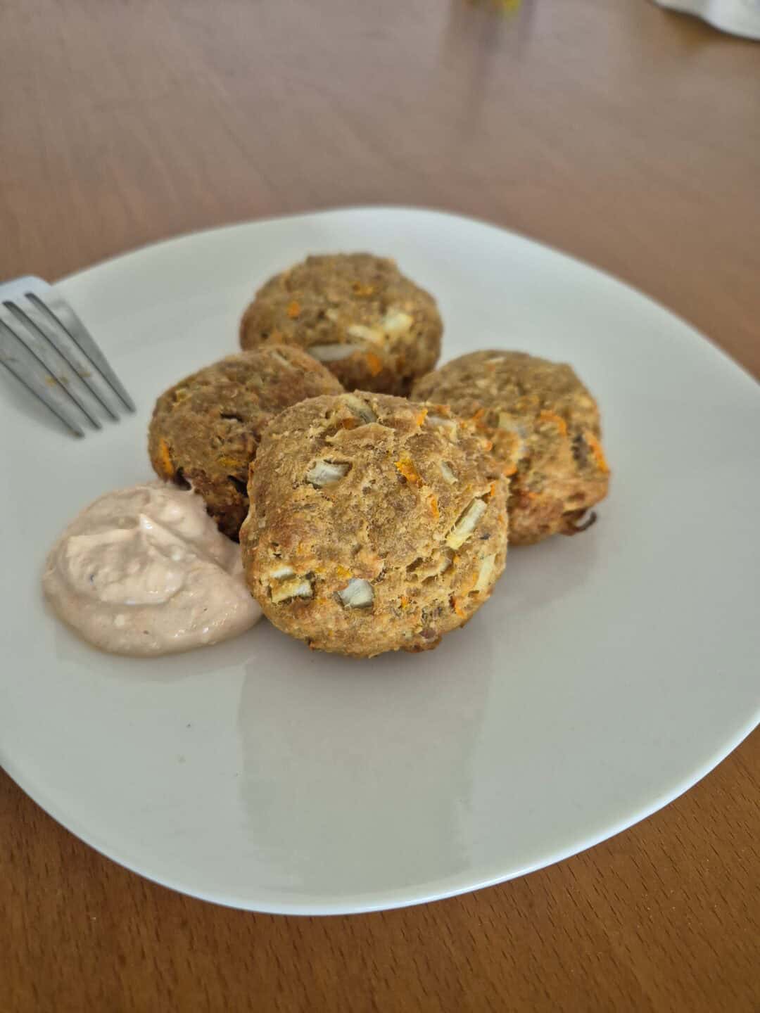 Healthy Tuna Oatmeal Patties - The Cooking Foodie