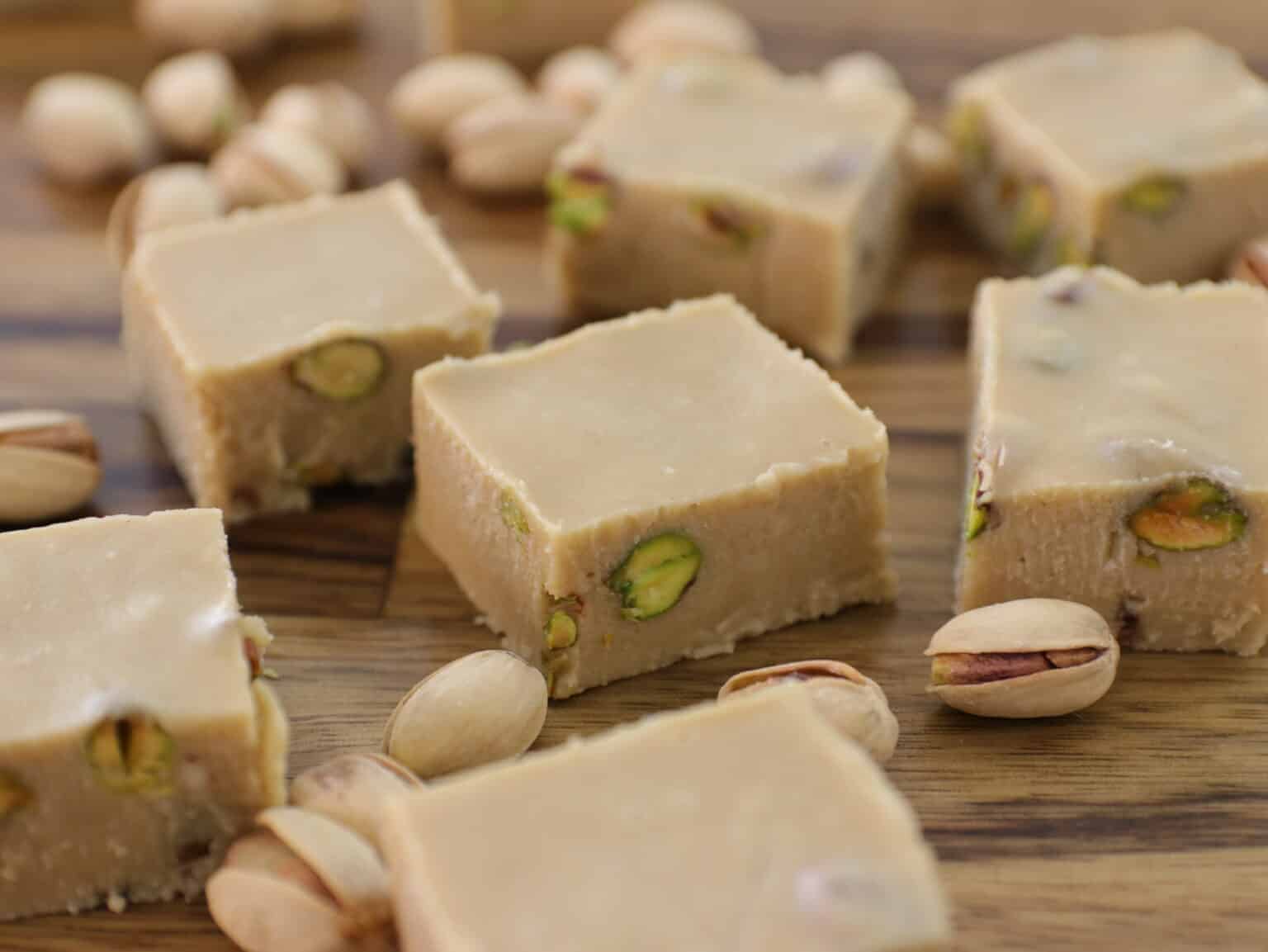 Easy Tahini Fudge Recipe - The Cooking Foodie