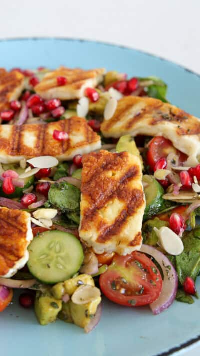 Grilled Halloumi Salad Recipe - The Cooking Foodie