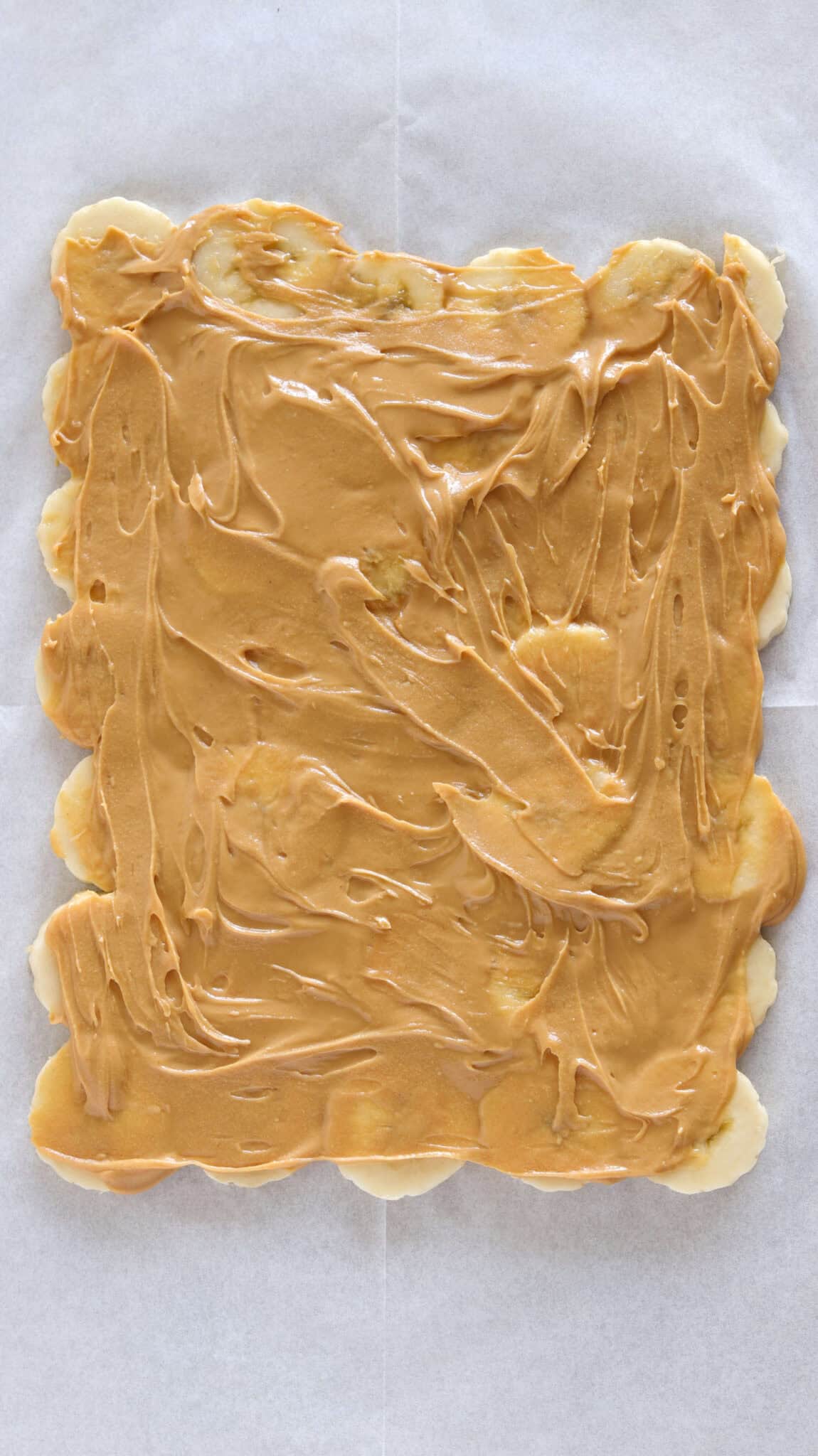 Viral Chocolate Banana Bark Recipe - The Cooking Foodie