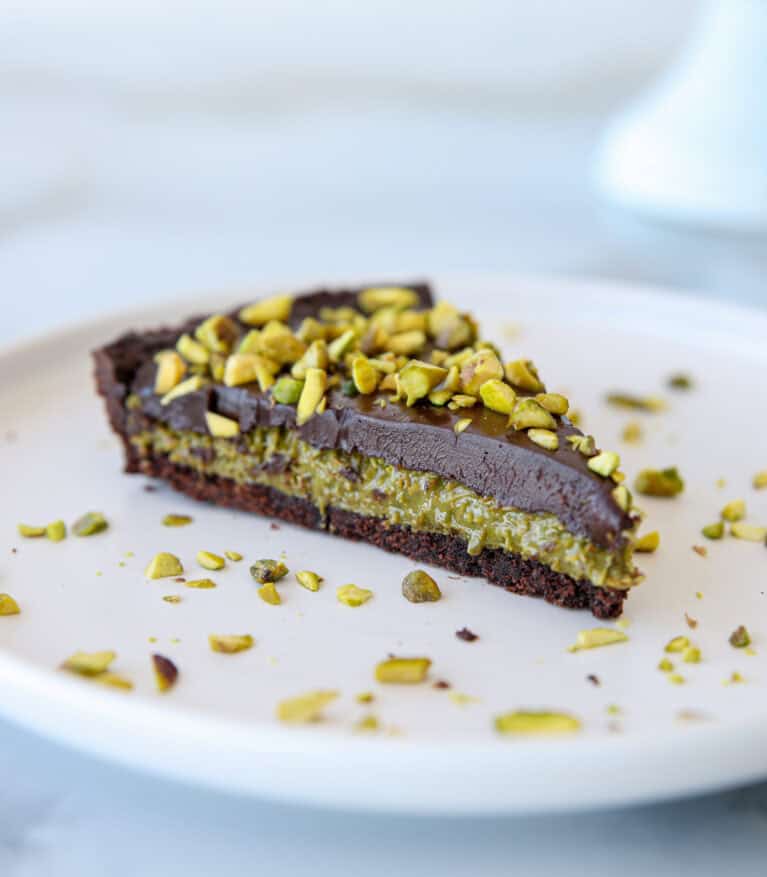 Dubai Chocolate Tart Recipe - The Cooking Foodie