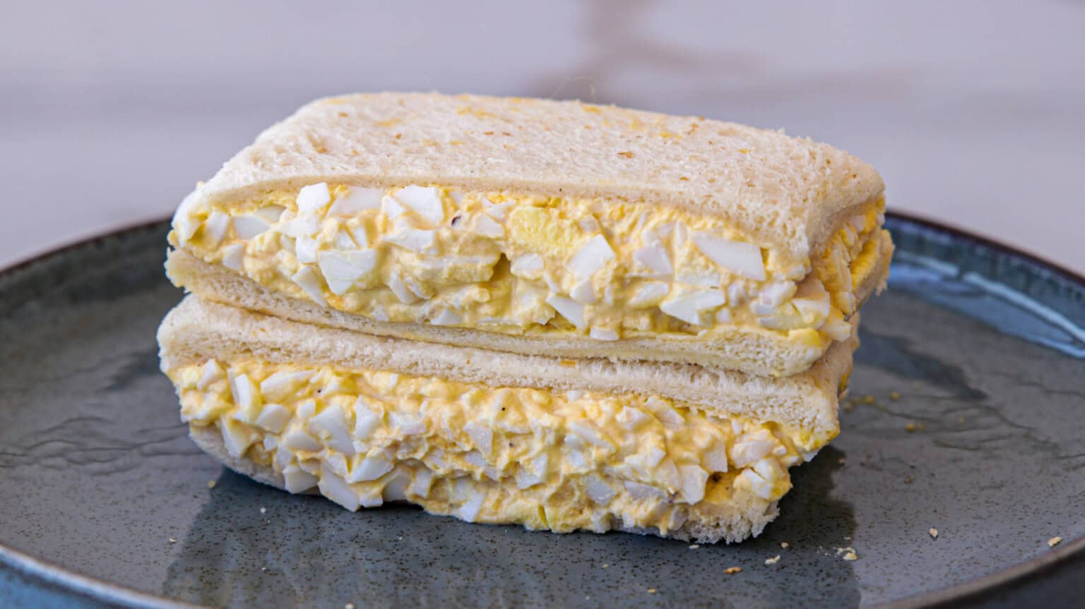 Japanese Egg Sandwich Recipe (Tamago Sando) - The Cooking Foodie