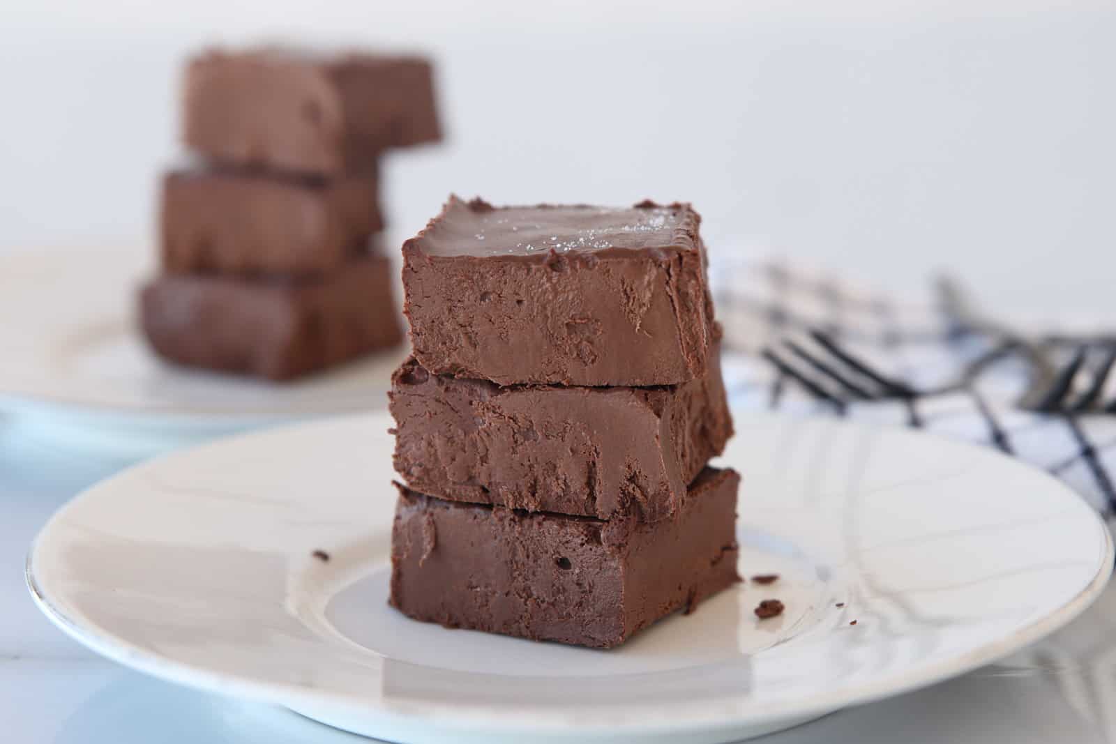 Cottage Cheese Fudge (2-Ingredient) - The Cooking Foodie