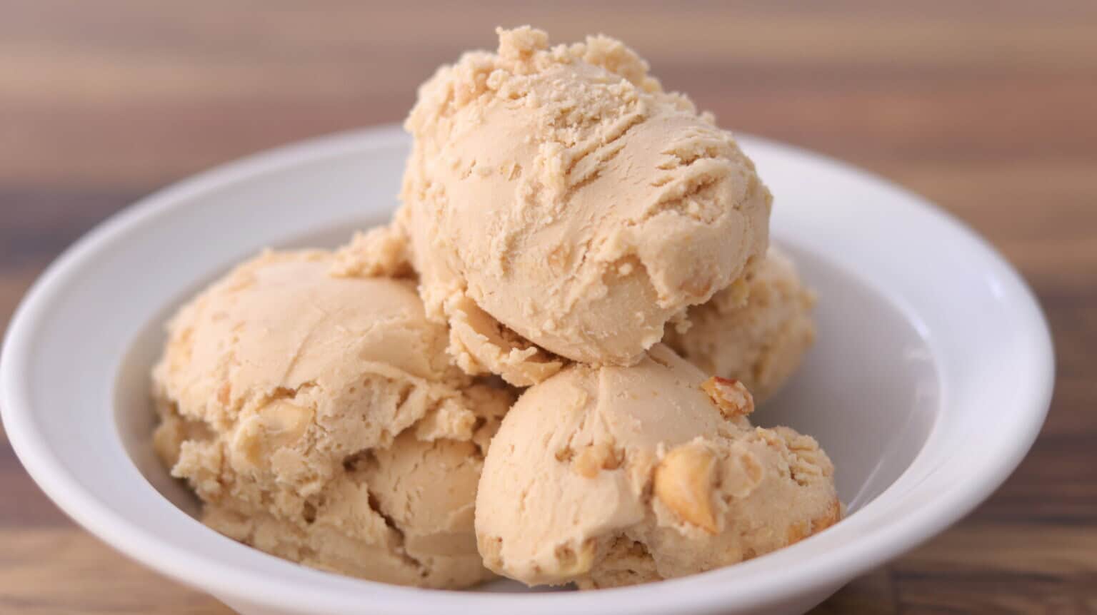Easy Salted Caramel Ice Cream Recipe - The Cooking Foodie