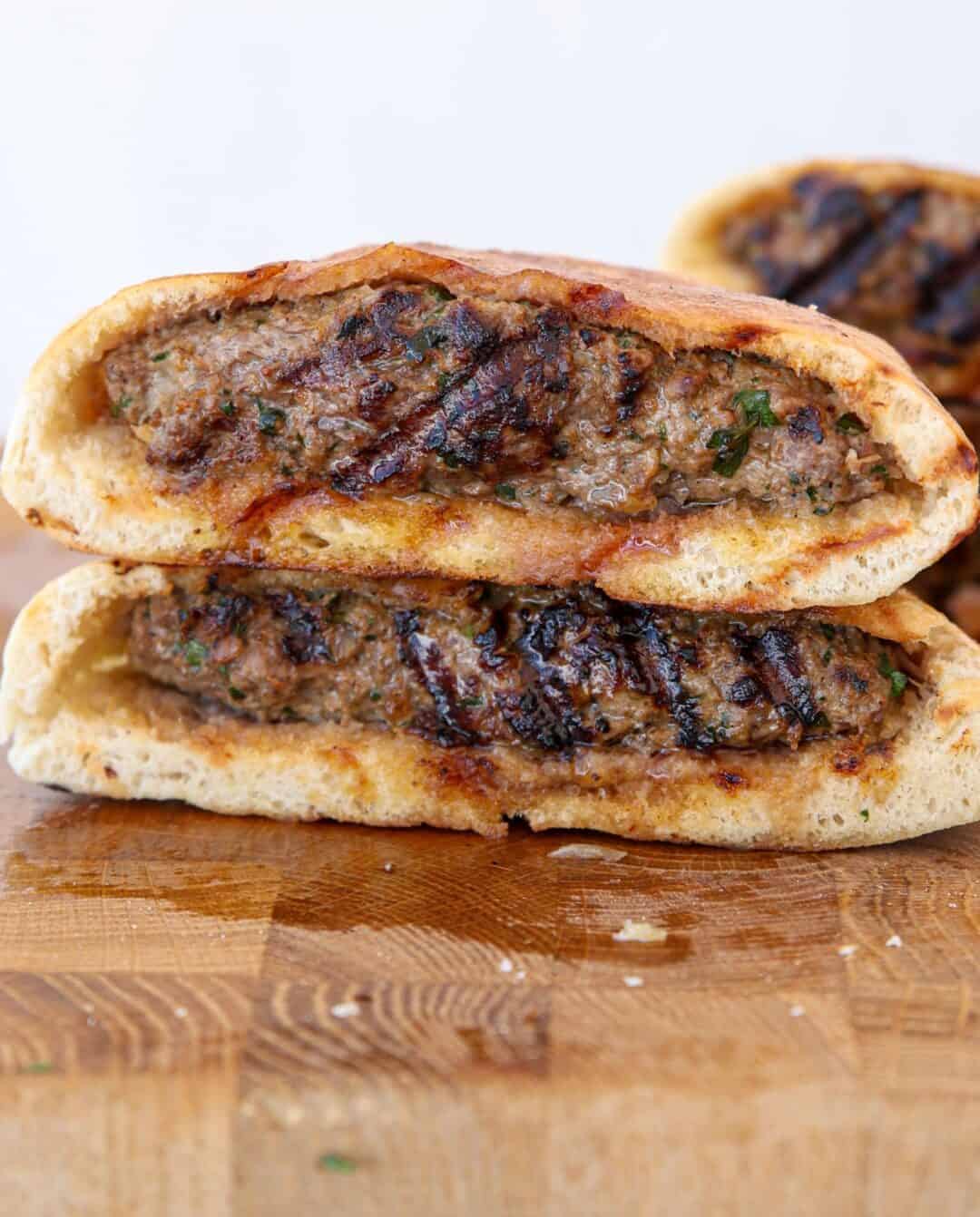 Arayes (Crispy Pita Stuffed with Spiced Ground Meat) - The Cooking Foodie
