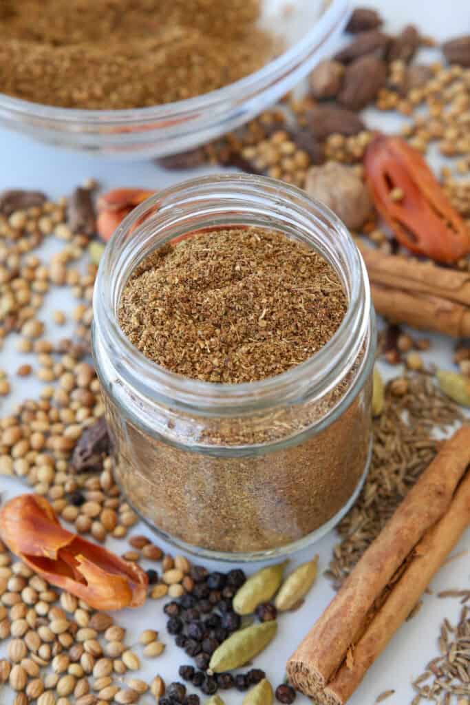 Easy Homemade Garam Masala Recipe - The Cooking Foodie