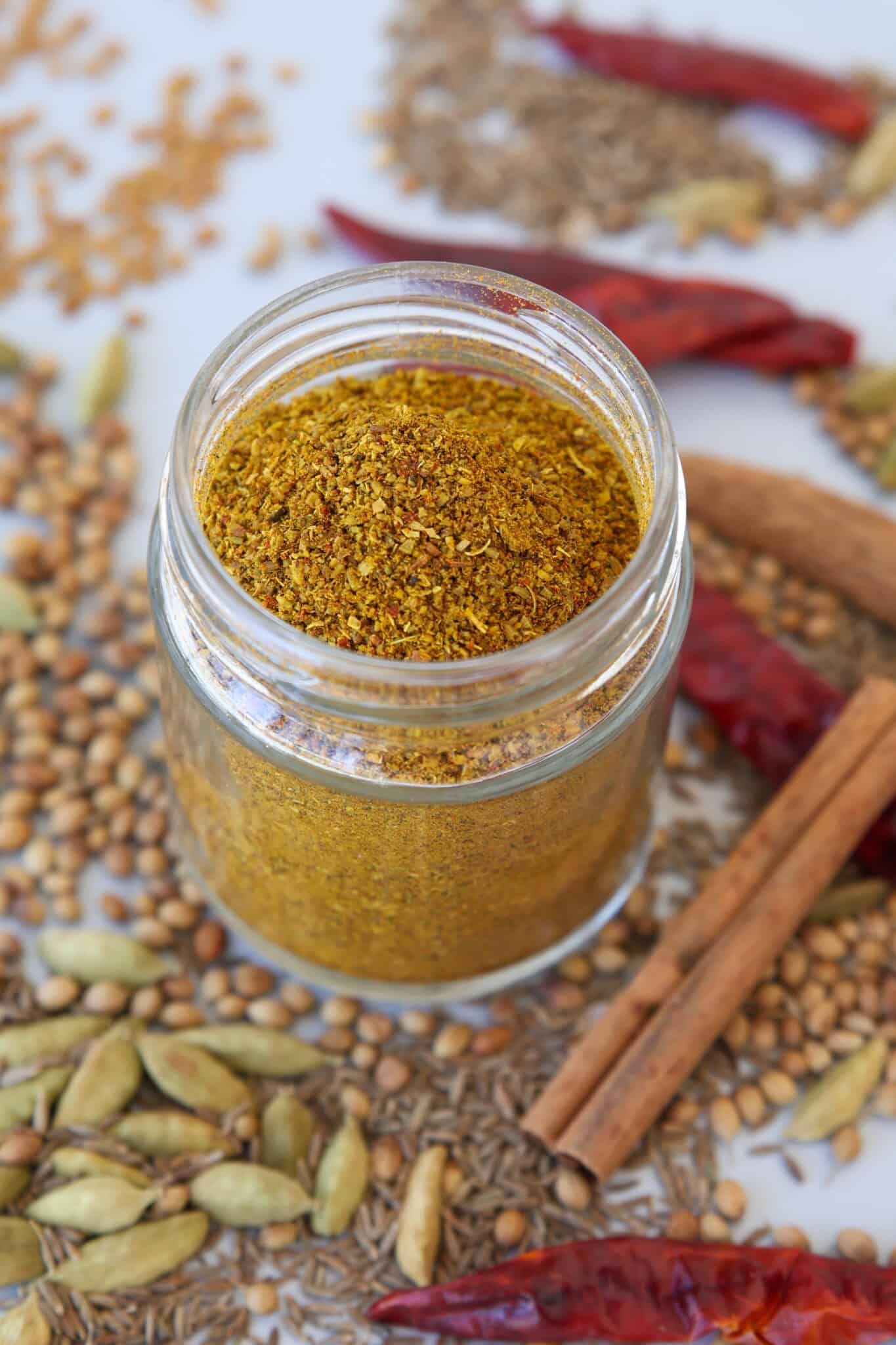 Easy Homemade Curry Powder Spice Blend - The Cooking Foodie