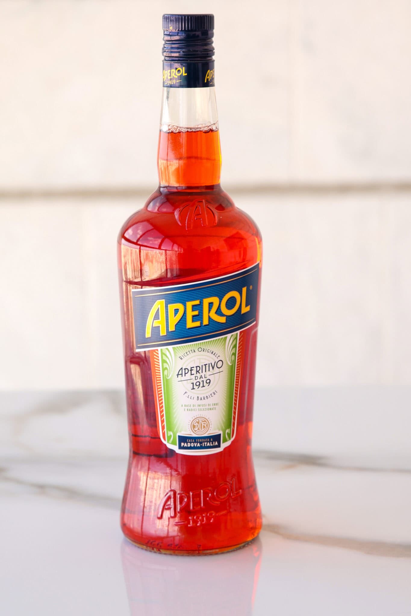 Classic Aperol Spritz Recipe (3 Ingredients) - The Cooking Foodie