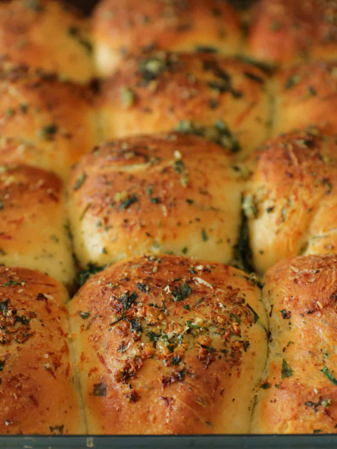 Garlic Parmesan Dinner Rolls | Soft and Buttery - The Cooking Foodie