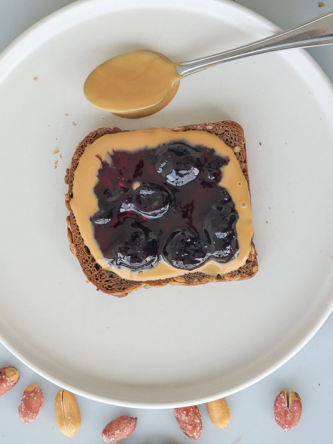Easy Homemade Peanut Butter Recipe (No Added Oil or Sugar) - The ...